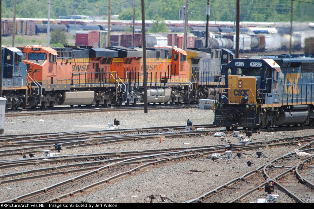 BNSF units in the yard